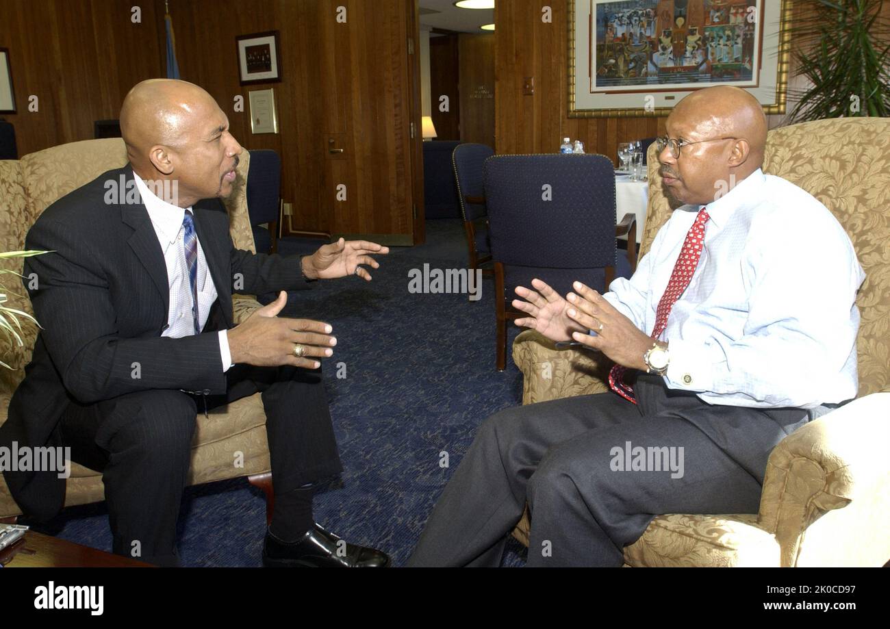 Deputy Secretary Alphonso Jackson with Montel Williams. Deputy ...