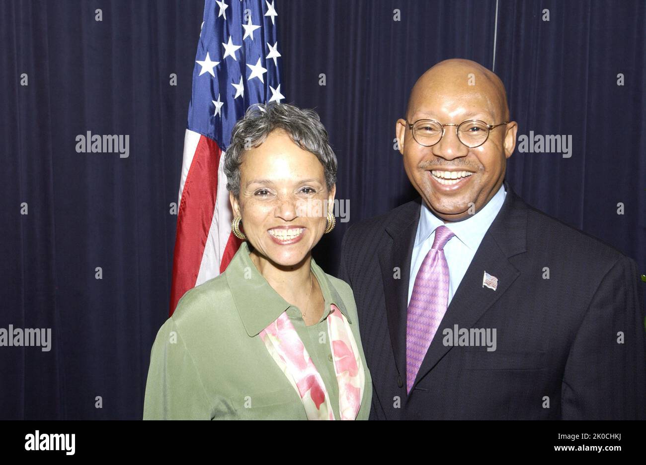 Deputy Secretary Alphonso Jackson with Alpha Kappa Alpha Delegation ...