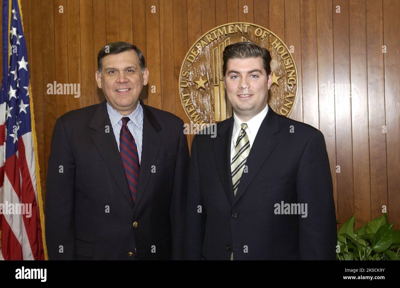 Secretary Mel Martinez with Jan Williams, David Bigbee. Secretary Mel ...
