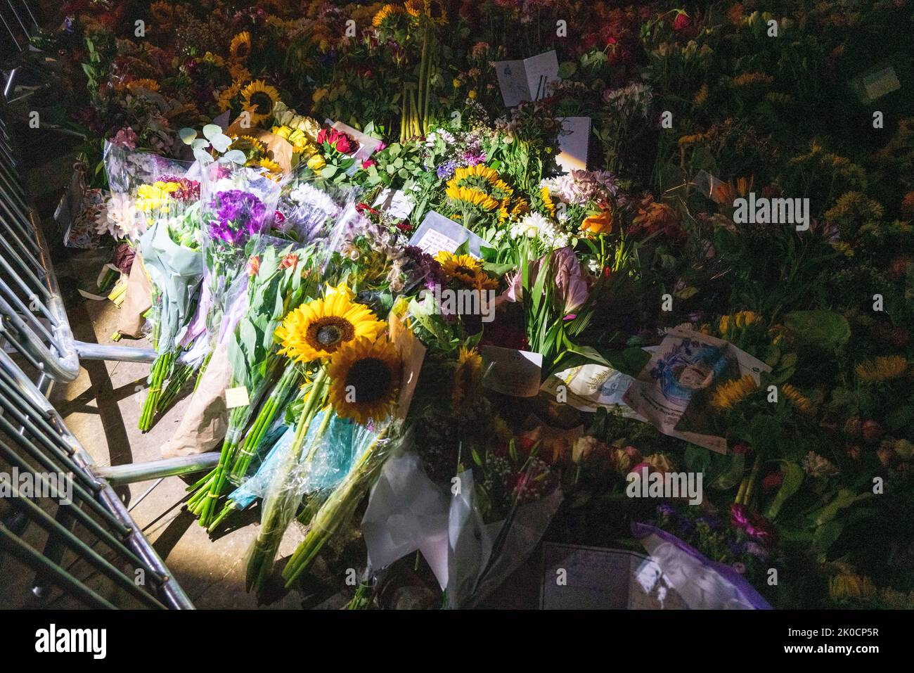 The death of HRH Queen Elizabeth II - floral tributes line the gates of ...