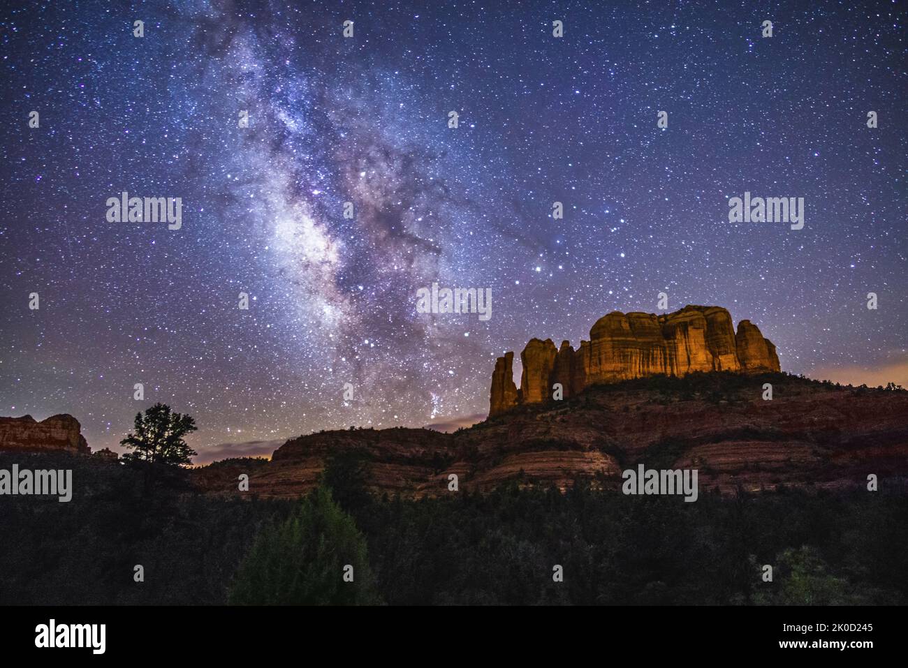 Milky Way over Cathedral Rock, Sedona, Arizona, USA Stock Photo - Alamy
