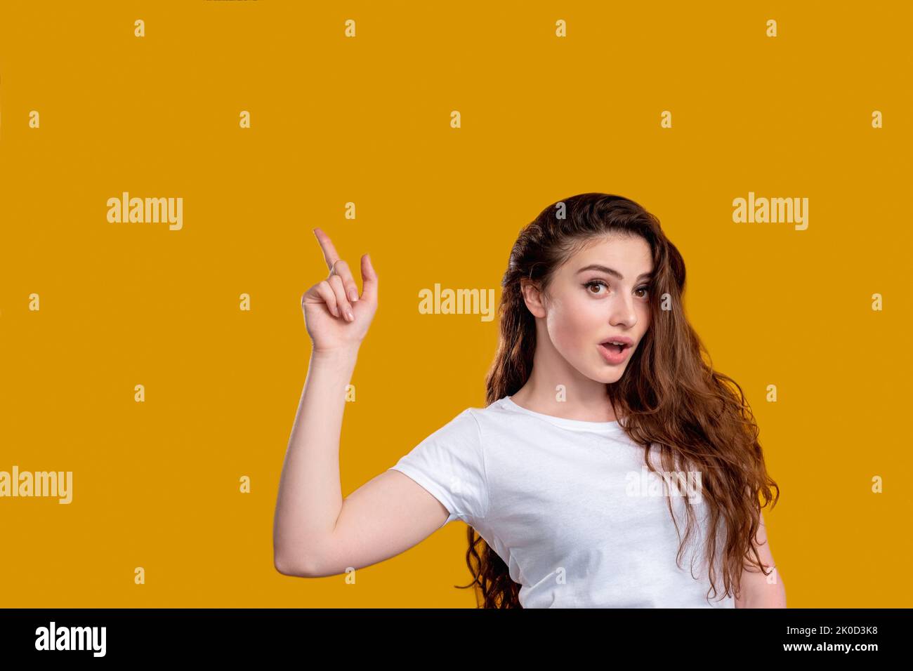 surprised woman portrait aha moment shocked lady Stock Photo - Alamy