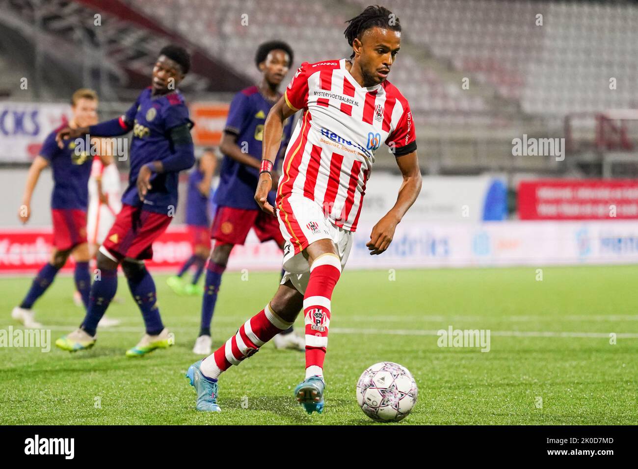 OSS, NETHERLANDS - SEPTEMBER 9: Trevor David of TOP Oss during the Dutch Keukenkampioendivisie ...