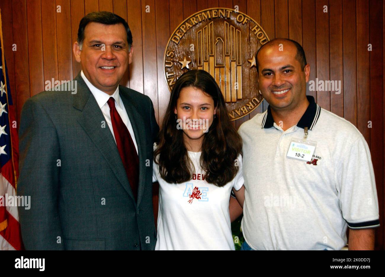 Secretary Mel Martinez with Robert and Raquel Rodriguez. Secretary Mel Martinez with Robert and ...