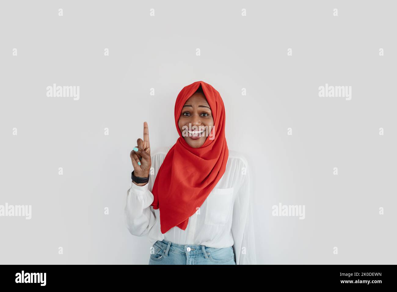 Inspiration and eureka concept. Excited black muslim woman in hijab ...