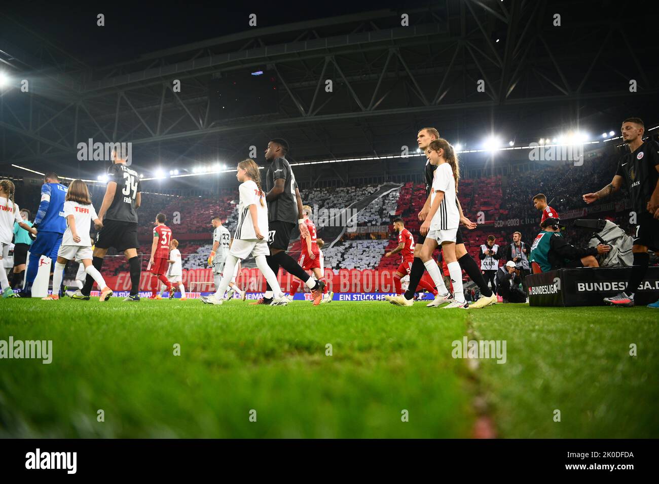 DUESSELDORF, GERMANY - SEPTEMBER 10 2022: Performance of fans. Football ...