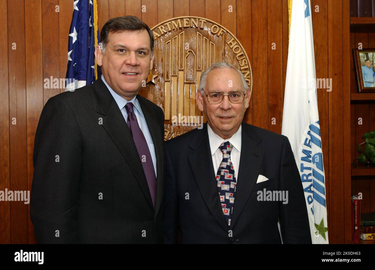 Secretary Mel Martinez with Cuban Liberation Council. Secretary Mel ...