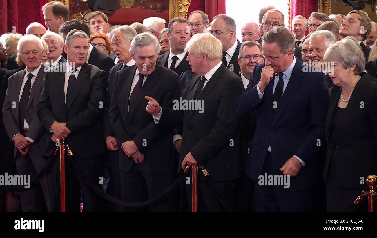 Pic shows: Prince William and Queen Camilla with Liz Truss and Penny ...