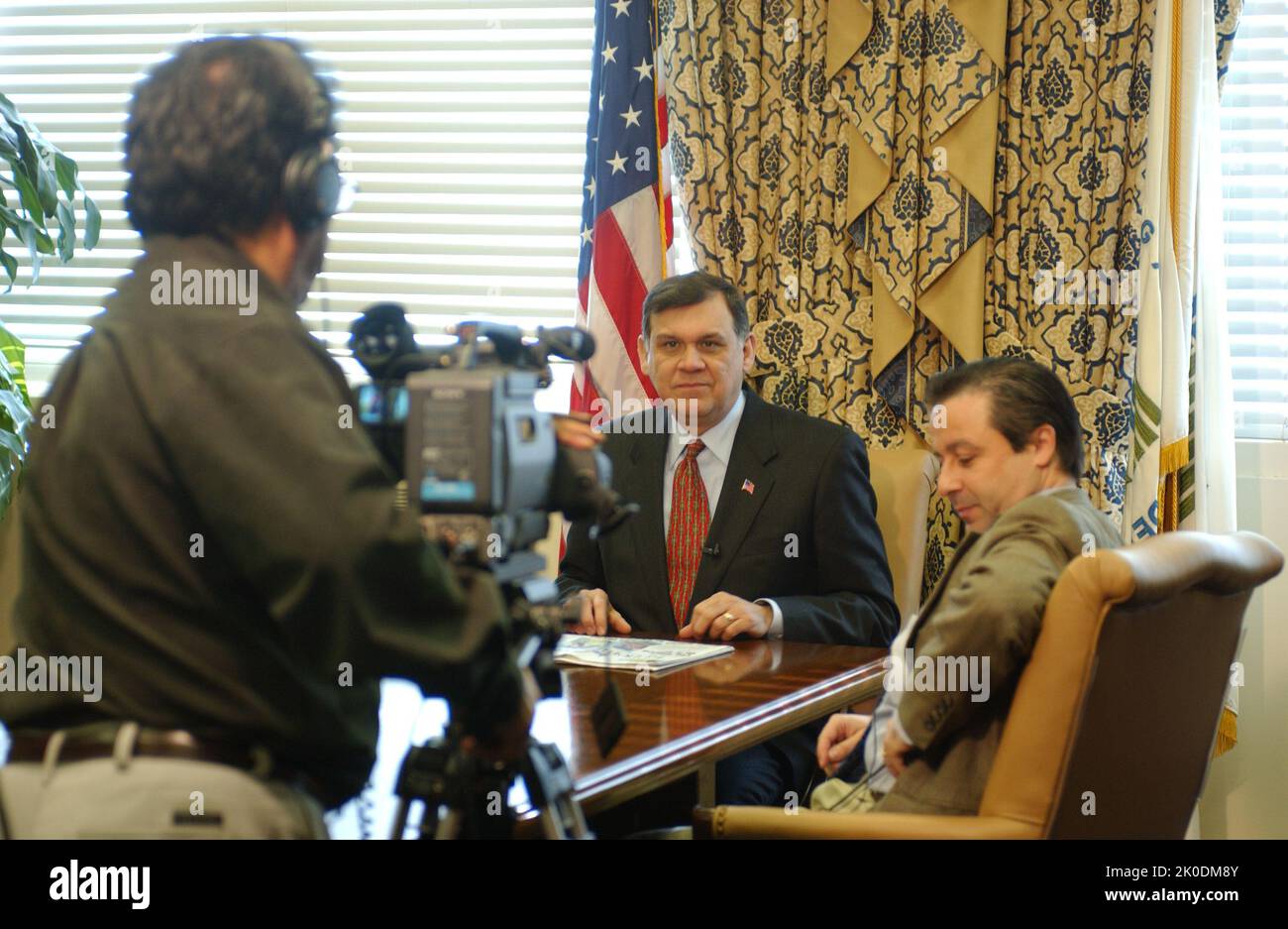 Secretary Mel Martinez Interviewed for Hispanic TV. Secretary Mel ...