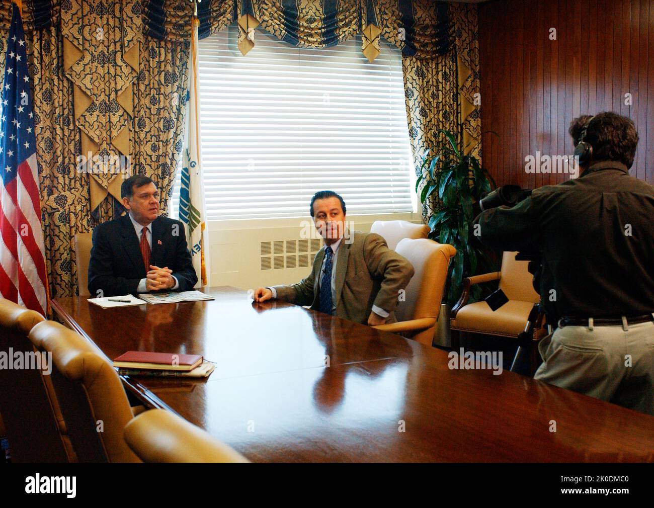 Secretary Mel Martinez Interviewed for Hispanic TV. Secretary Mel ...