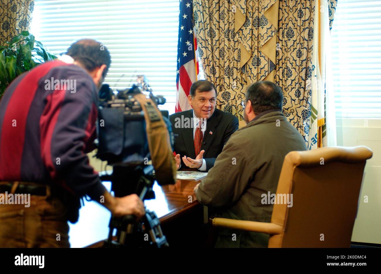 Secretary Mel Martinez Interviewed for Hispanic TV. Secretary Mel ...