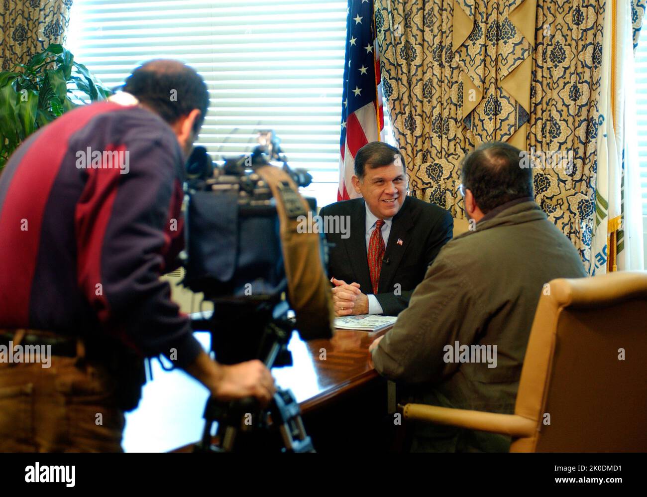 Secretary Mel Martinez Interviewed for Hispanic TV. Secretary Mel ...