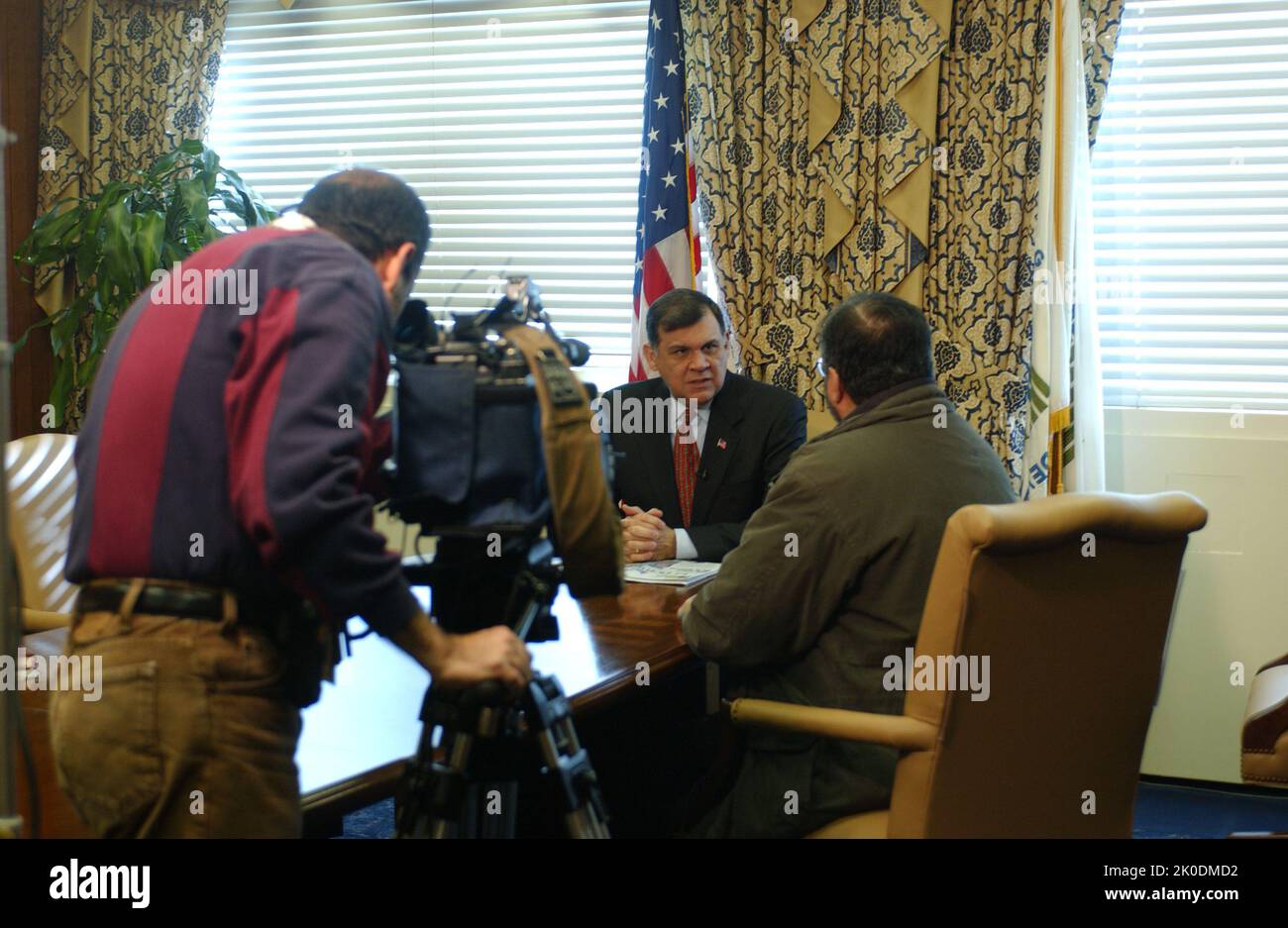 Secretary Mel Martinez Interviewed for Hispanic TV. Secretary Mel ...