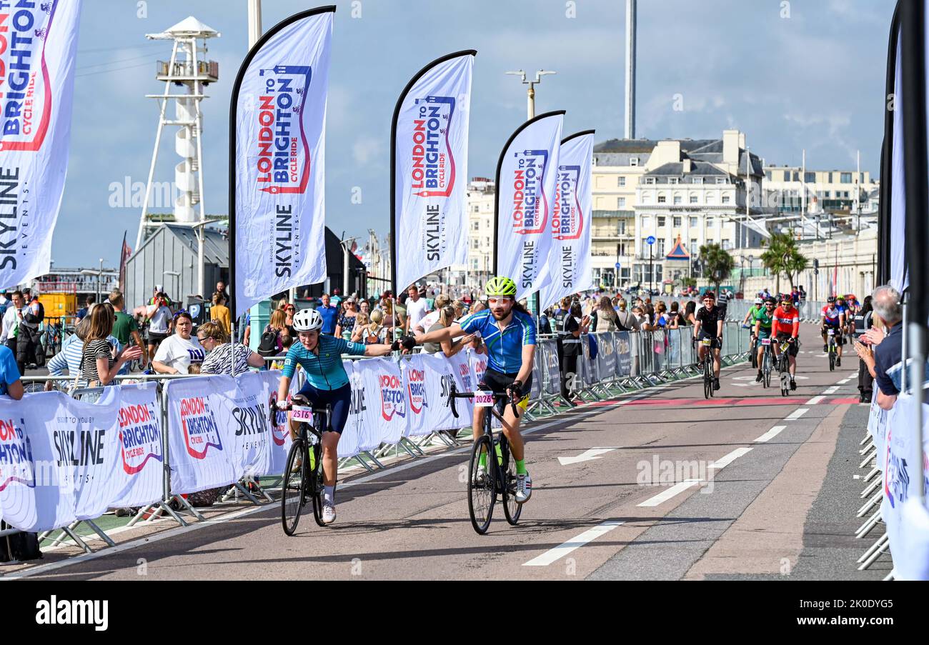 Charity cycle rides hi-res stock photography and images - Alamy