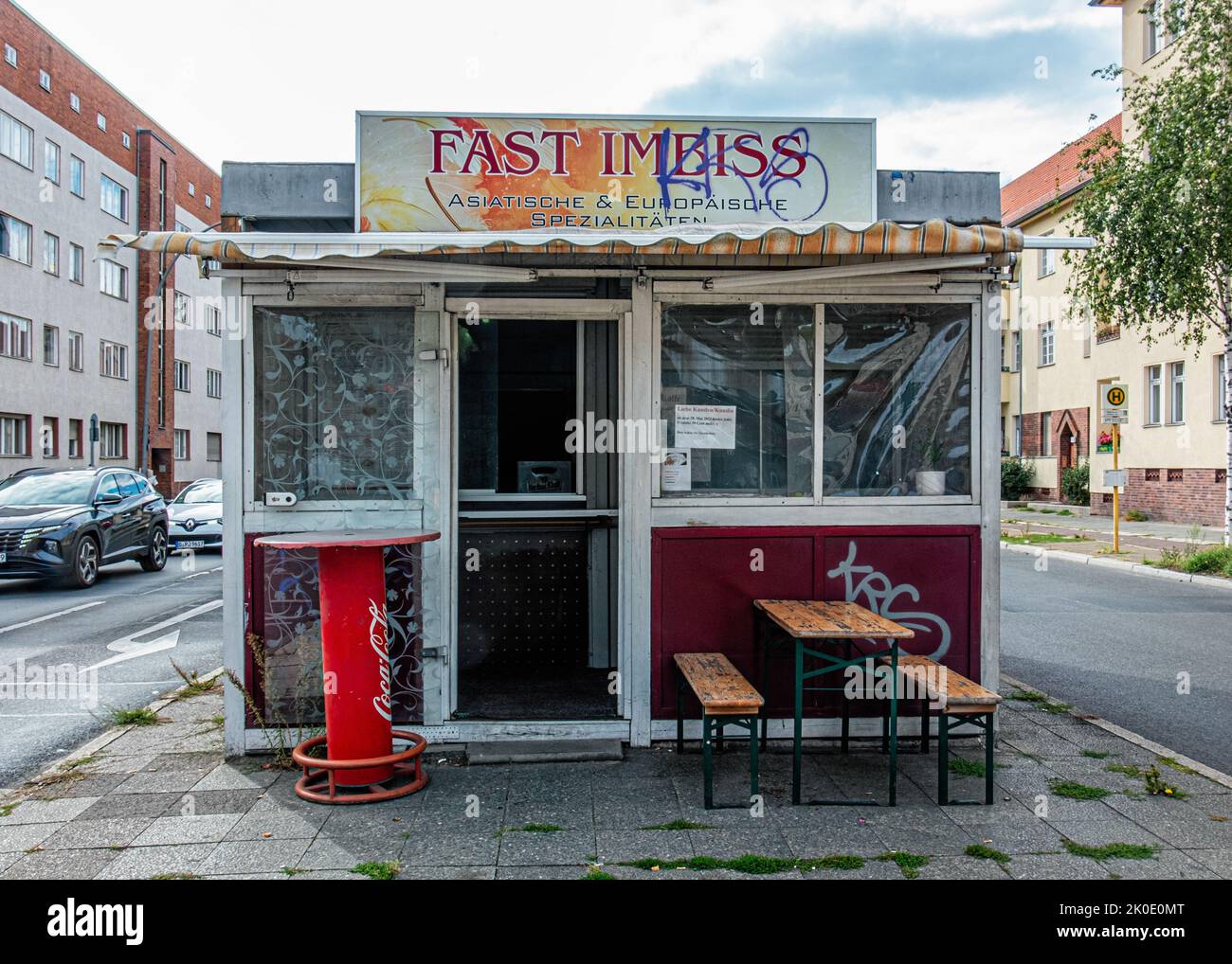 Fast food Imbiss - Closed fast food kiosk in Ollenhauerstrasse ...