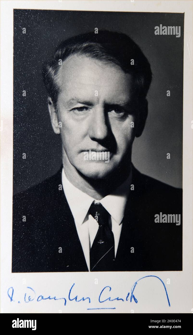 Ian Douglas Smith (1919 - 2007) Rhodesian politician, farmer, and ...