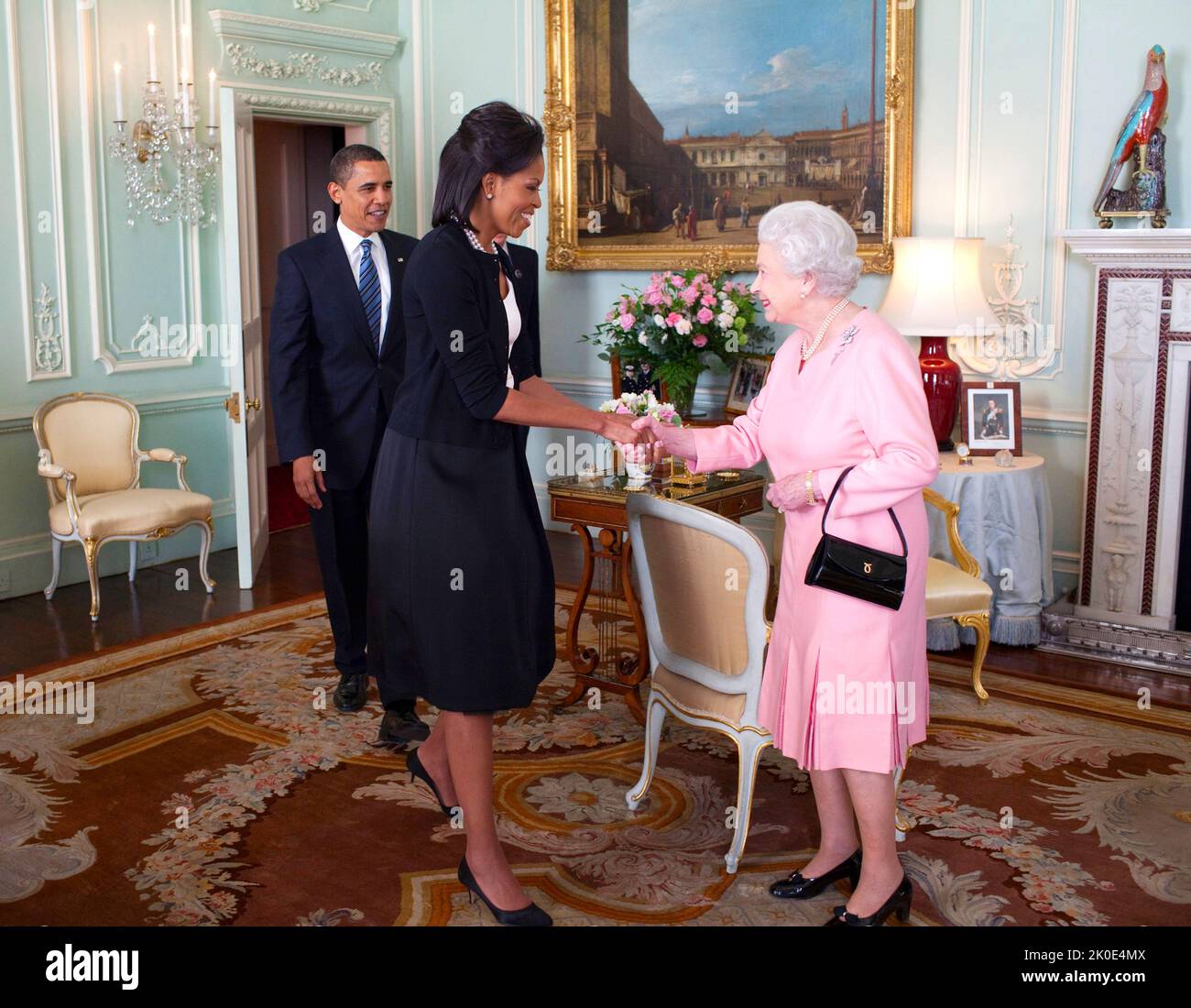 Michelle obama portrait 2009 hi-res stock photography and images - Alamy