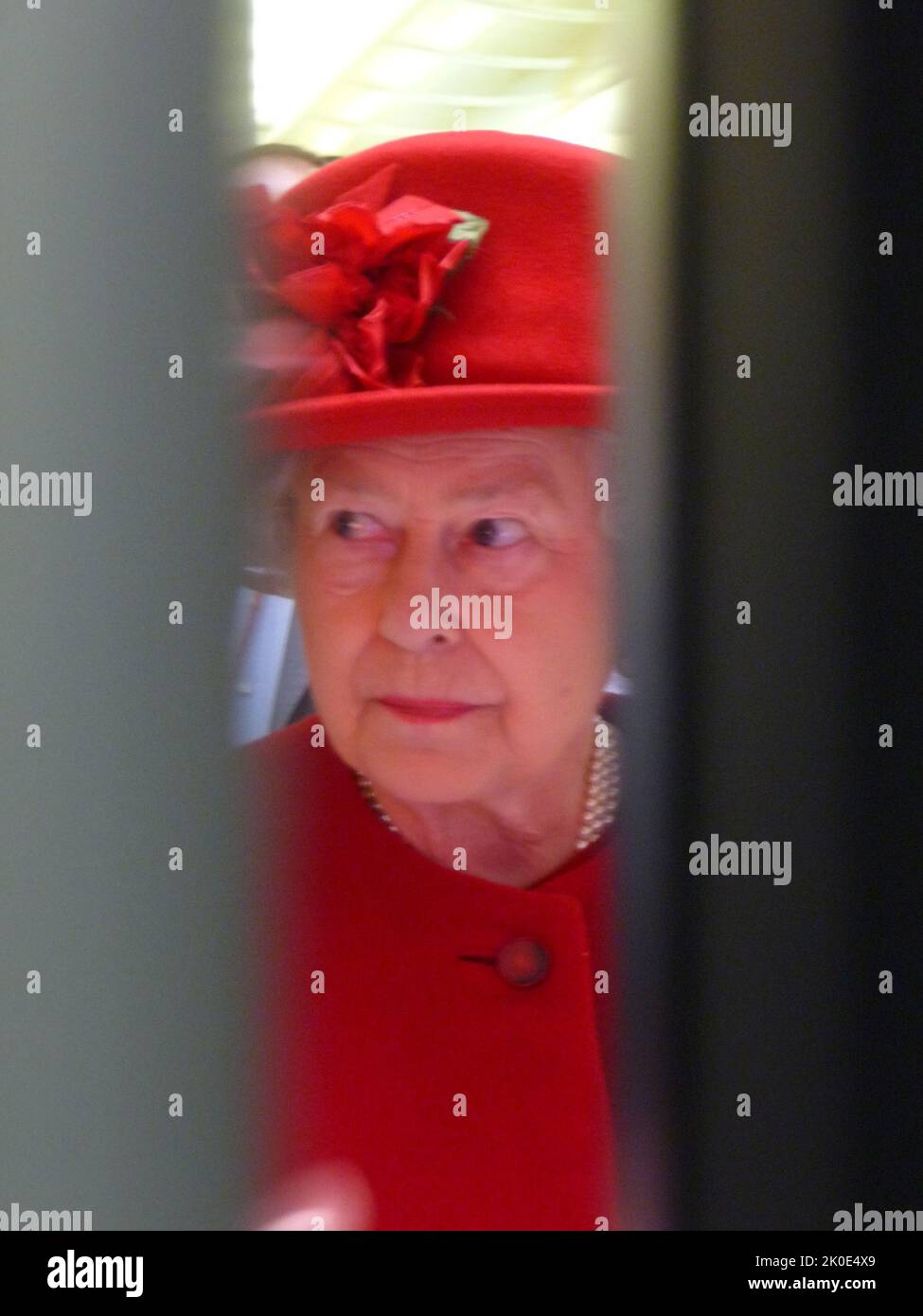 The Queen Through a Crack Stock Photo - Alamy