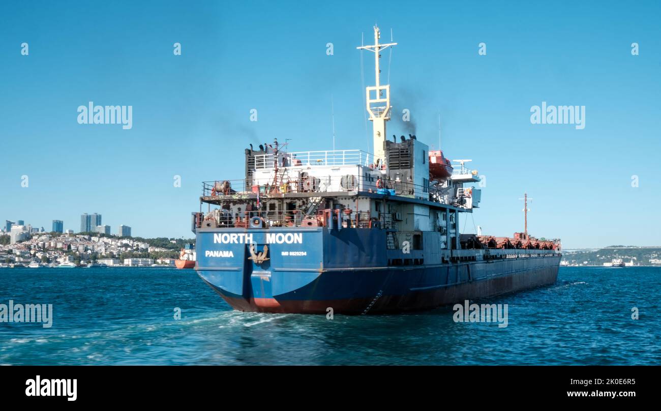 09 10 2022 hi-res stock photography and images - Alamy