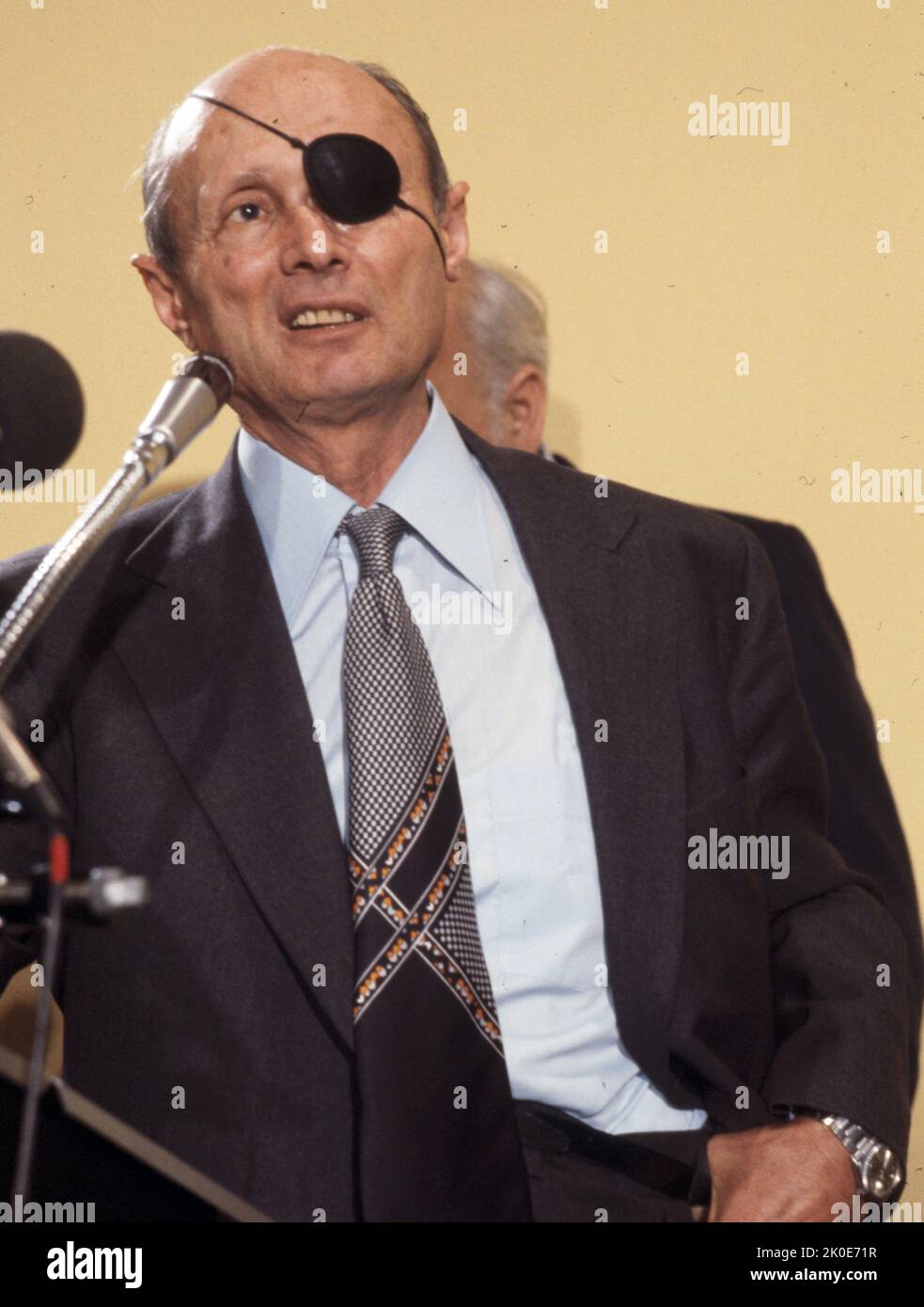 Moshe Dayan (1915 - 16 October 1981) Israeli military leader and ...