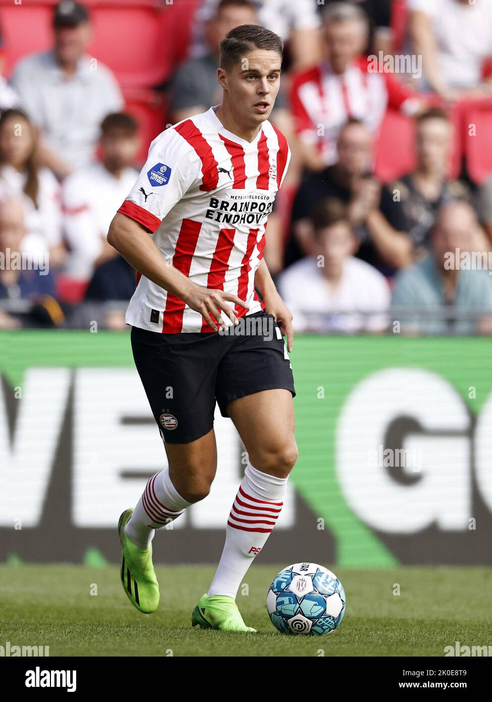 EINDHOVEN - Joey Veerman of PSV Eindhoven during the Dutch Eredivisie ...