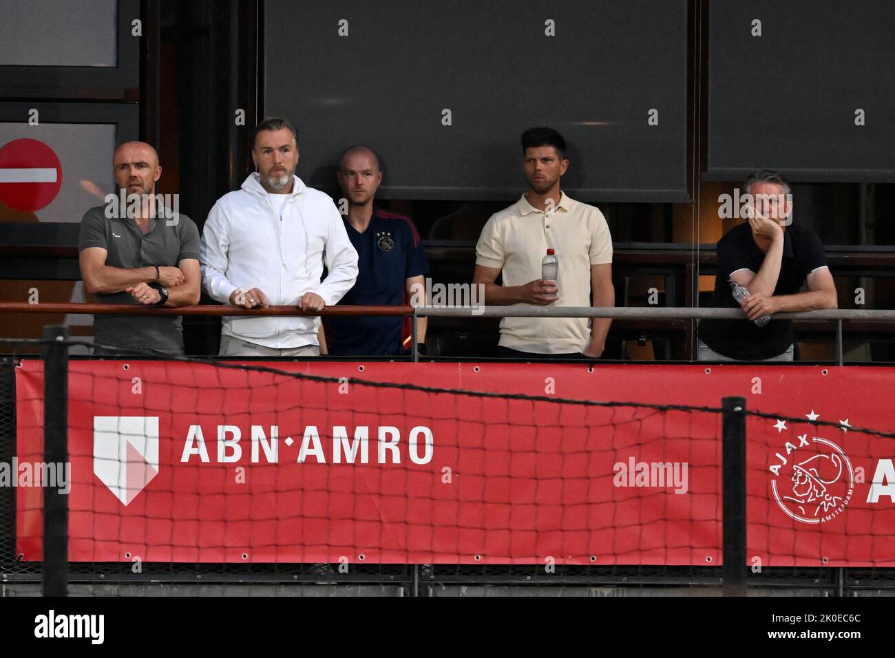 AMSTERDAM - (lr) Ajax trainer coach Alfred Schreuder, Ajax assistant ...