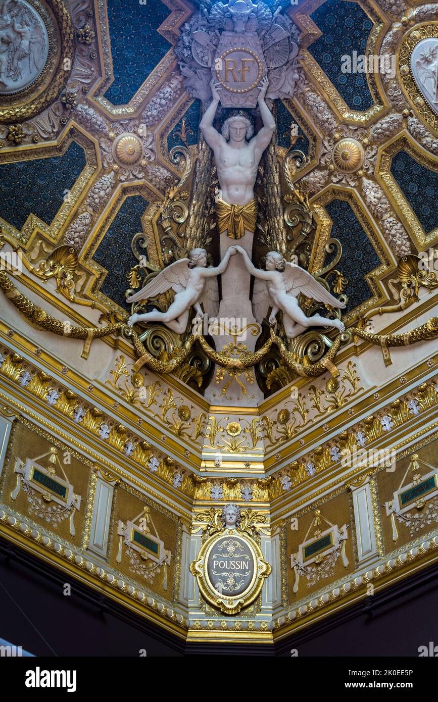 Gilded corner of a ceiling hi-res stock photography and images - Alamy