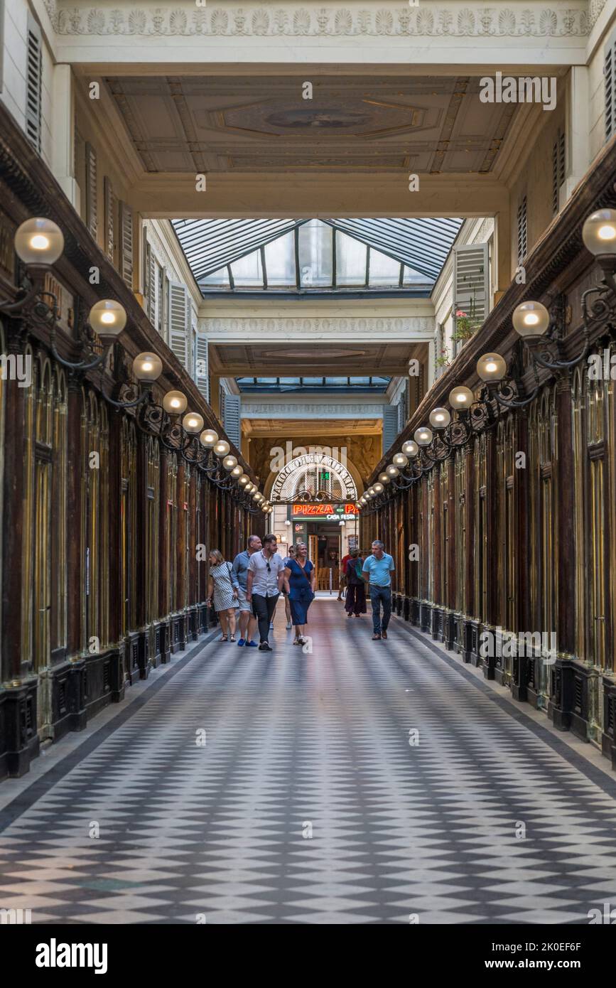 Galerie Véro-Dodat, one of the famous covered passages and shopping ...
