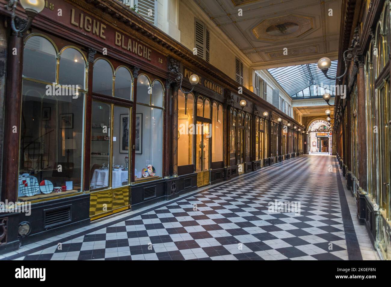 Galerie Véro-Dodat, one of the famous covered passages and shopping ...