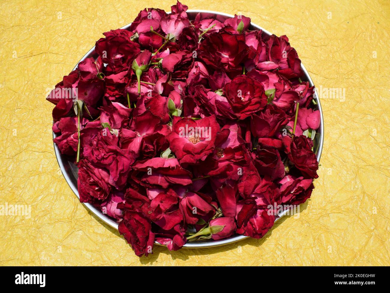 Fresh red rose flowers in basket. Top view of Rose fresh flowers on ...