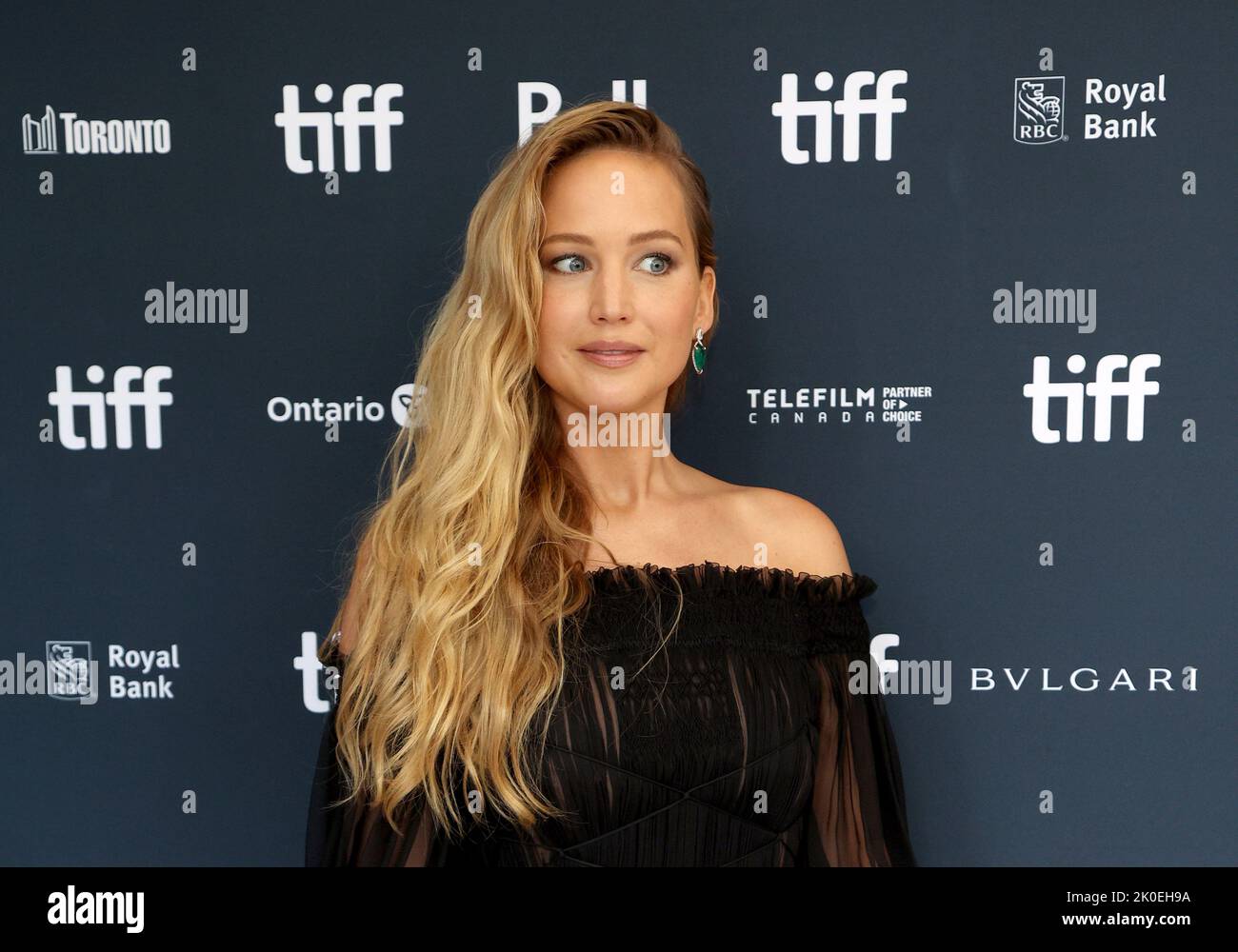 Jennifer lawrence causeway hi-res stock photography and images - Alamy