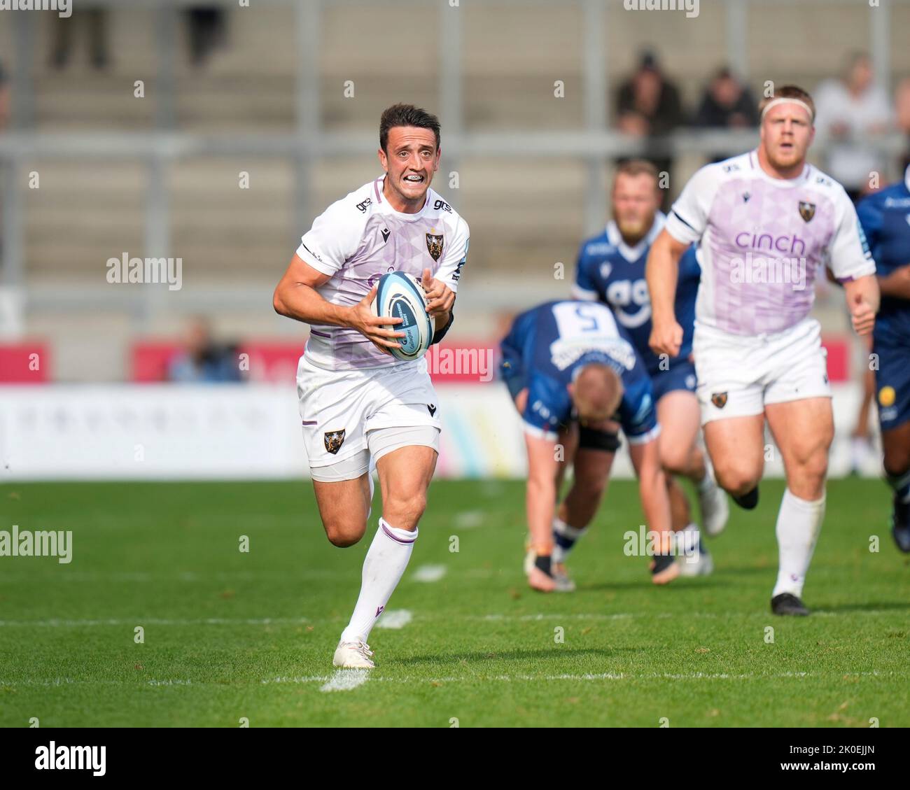 Northampton saints alex mitchell hi-res stock photography and images ...