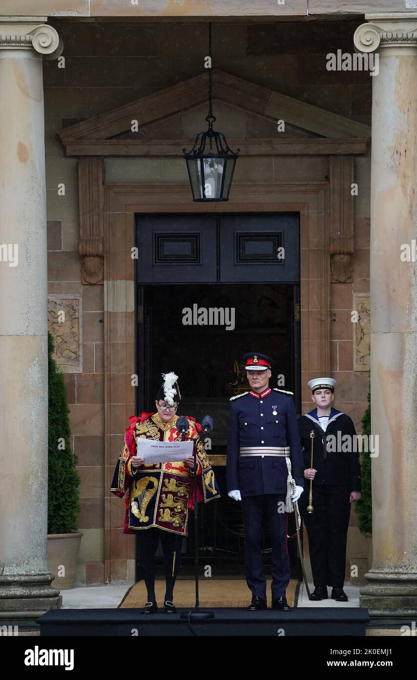 Norroy and Ulster King of Arms Robert Noel (left) during an Accession ...