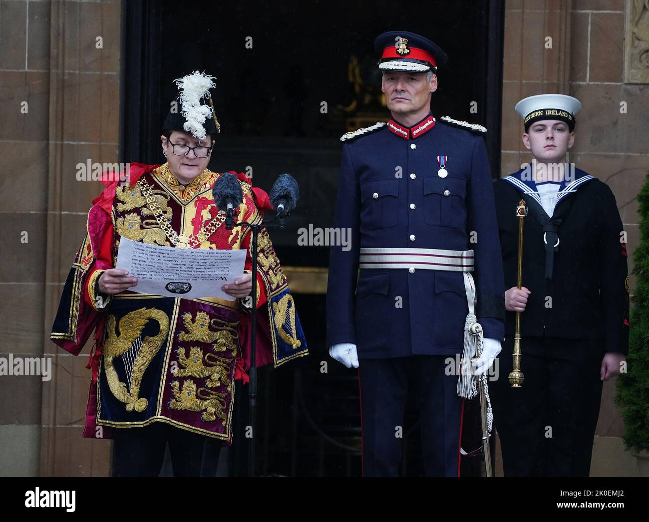 Norroy and Ulster King of Arms Robert Noel (left) during an Accession ...