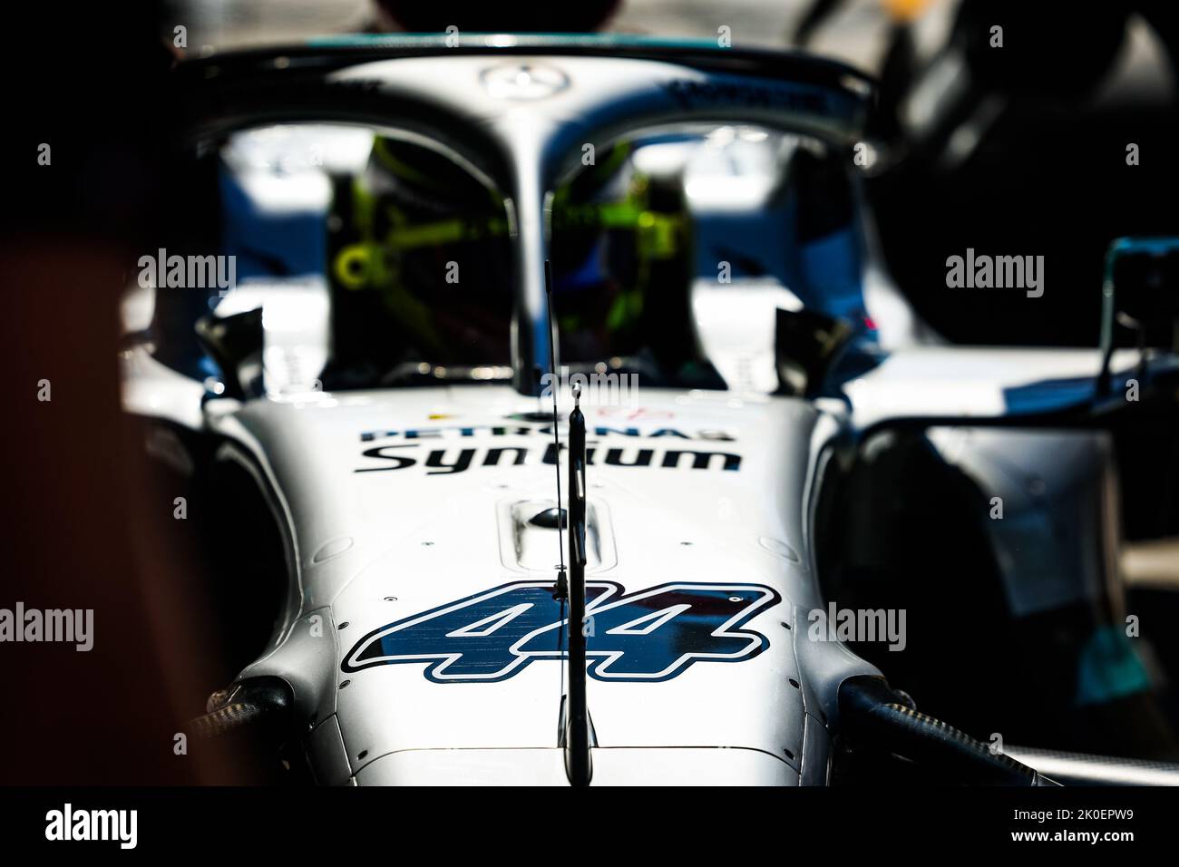 Sticker on the Mercedes AMG F1 Team W13, in memory of Her Majesty Queen ...