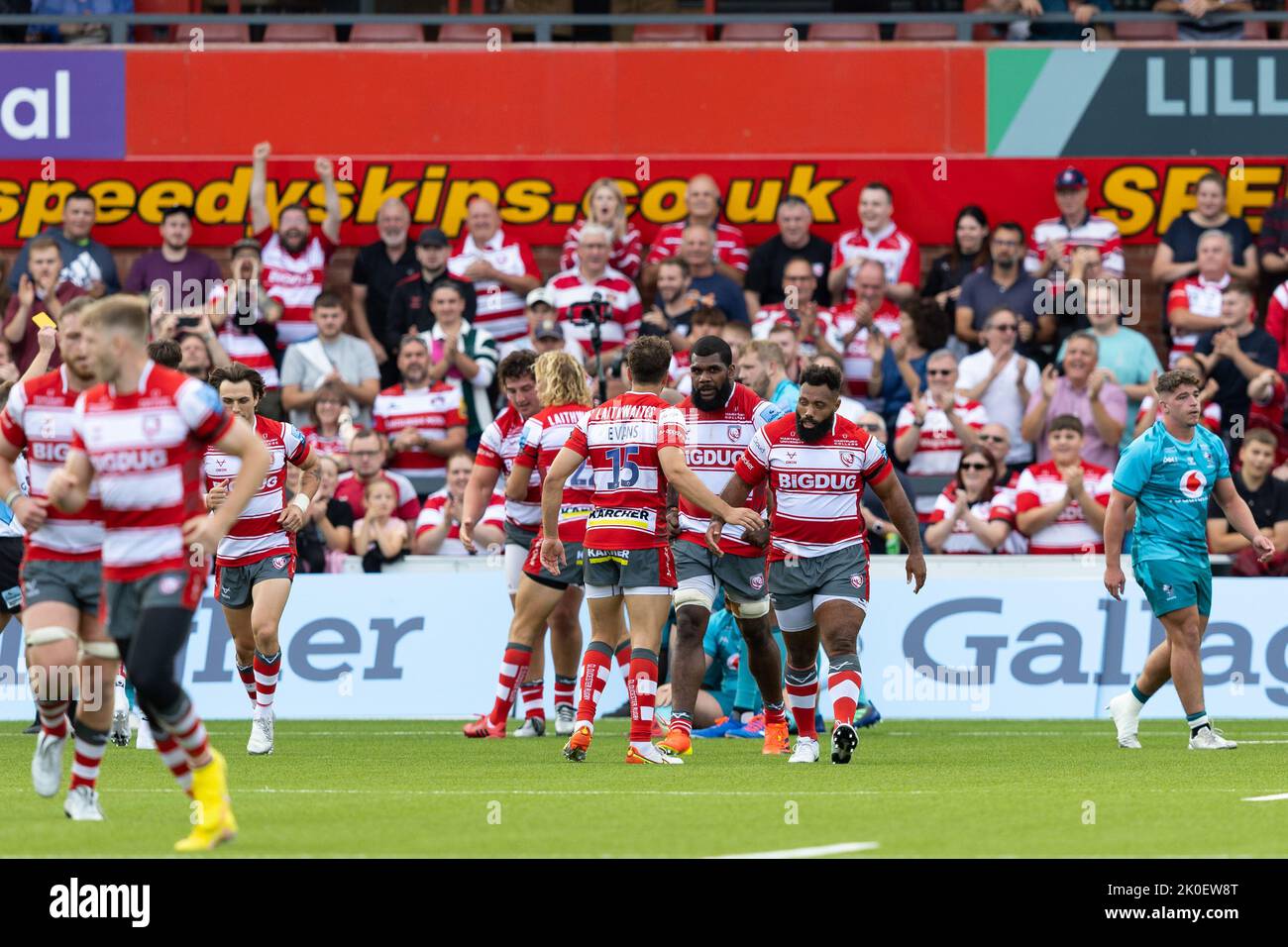 Referee anthony woodthorpe hi-res stock photography and images - Alamy