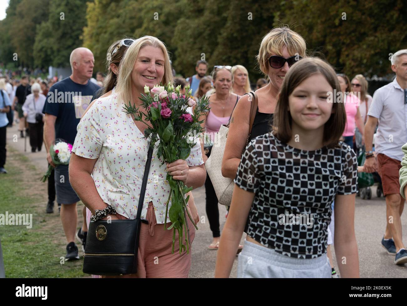 Windsor, Berkshire, UK. 11st September, 2022. Thousands of people came into the town of Windsor ...