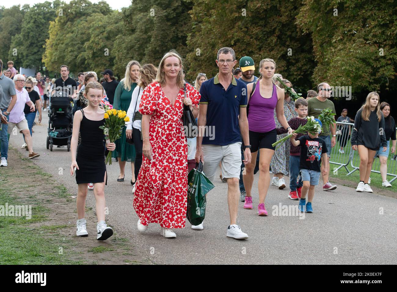 Windsor, Berkshire, UK. 11st September, 2022. Thousands of people came into the town of Windsor ...