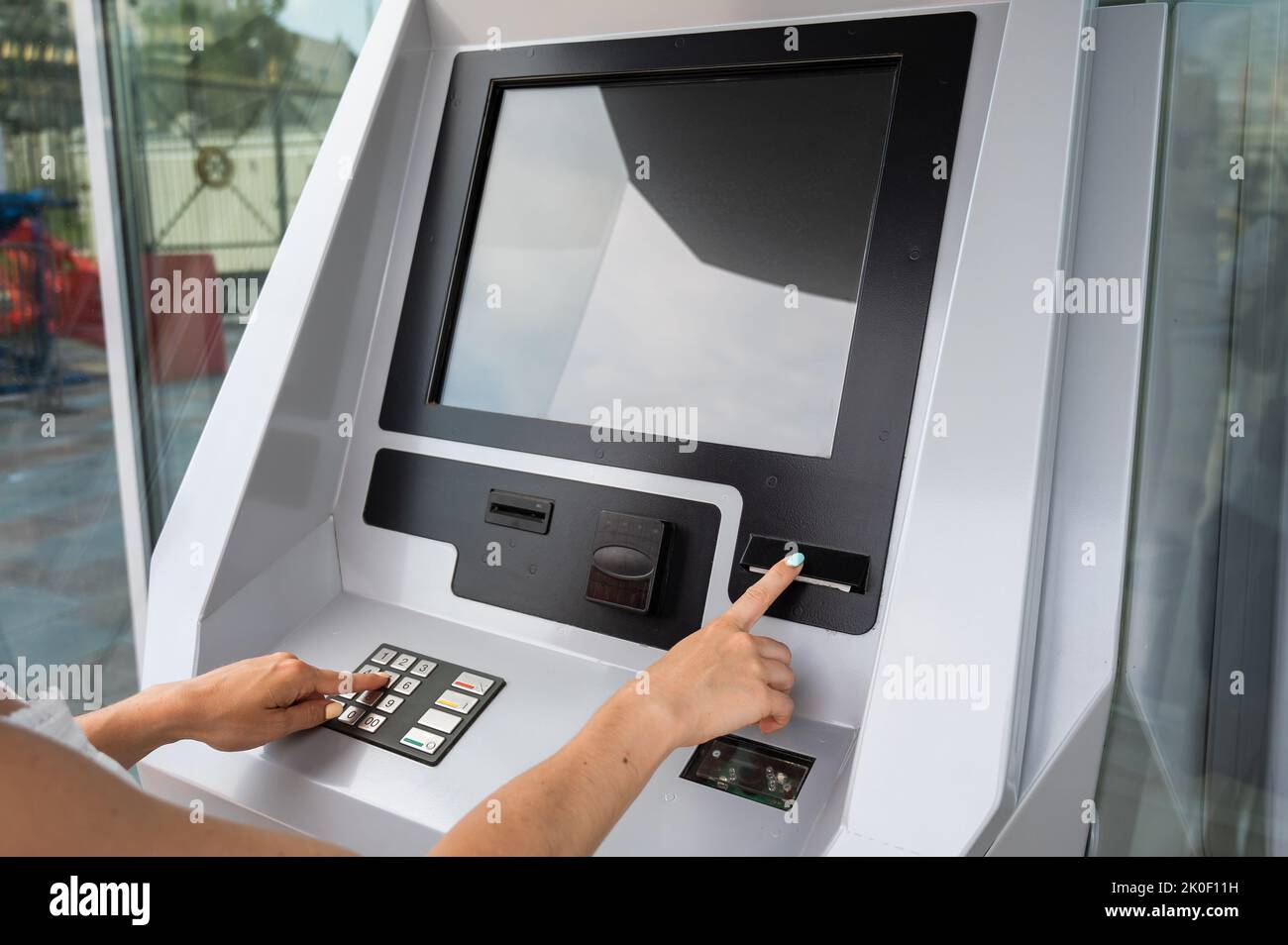 Bus paying system machine hi-res stock photography and images - Alamy