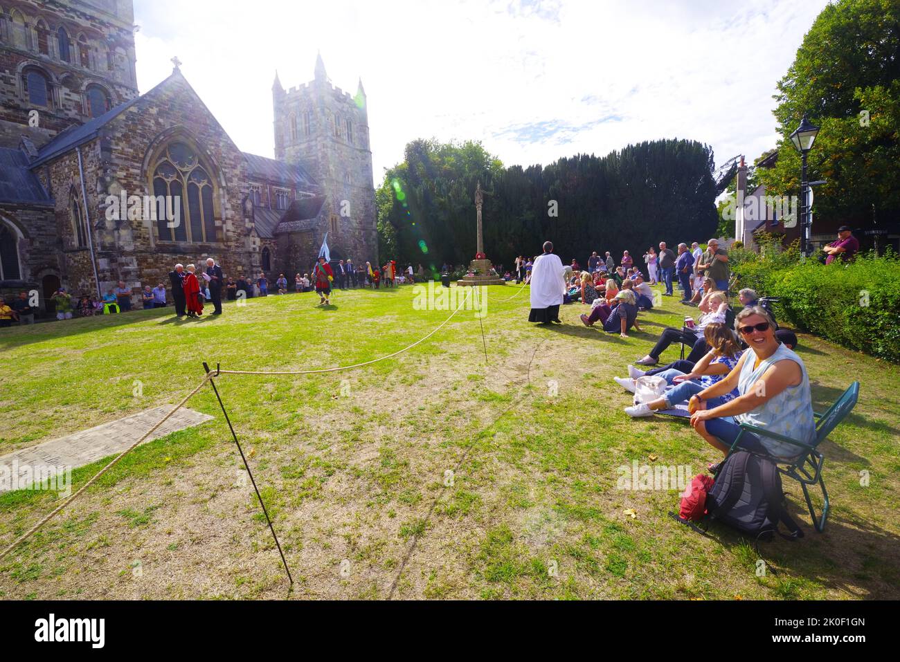 Proclamation king charles iii outside wimborne minster hi-res stock ...