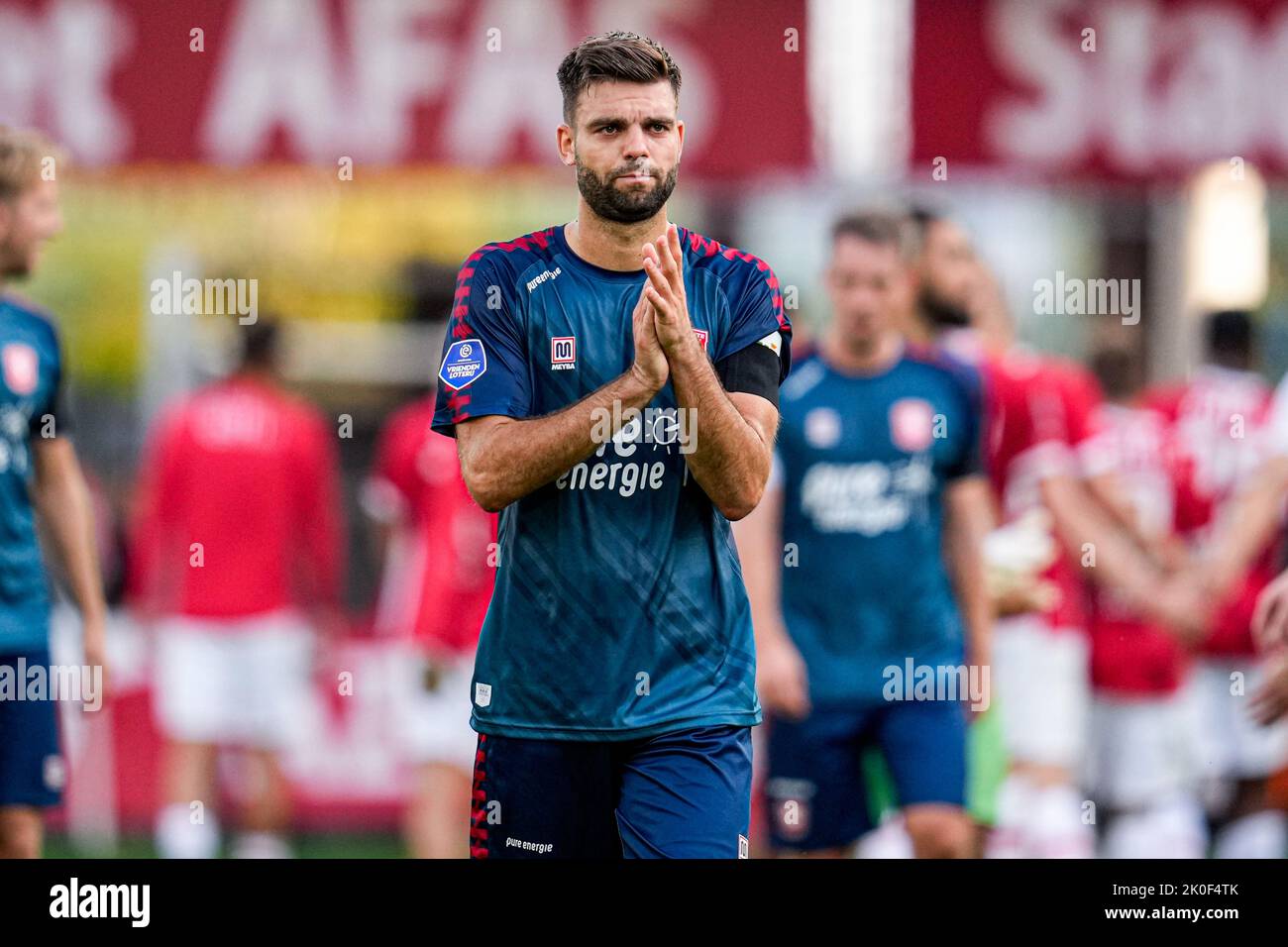 ALKMAAR, NETHERLANDS - SEPTEMBER 11: Robin Propper of FC Twente during ...
