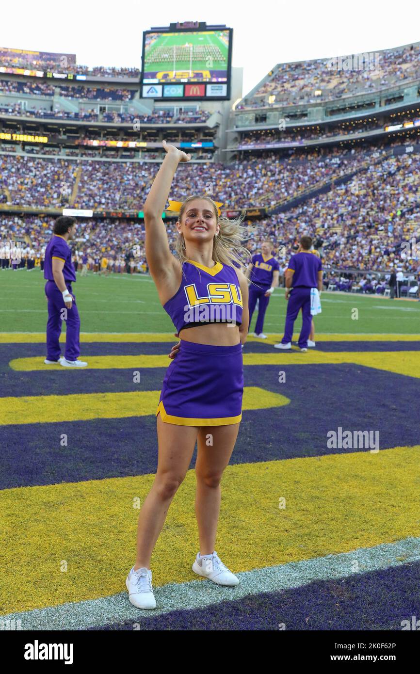 Baton Rouge, LA, USA. 10th Sep, 2022. A LSU cheerleader waves to the ...