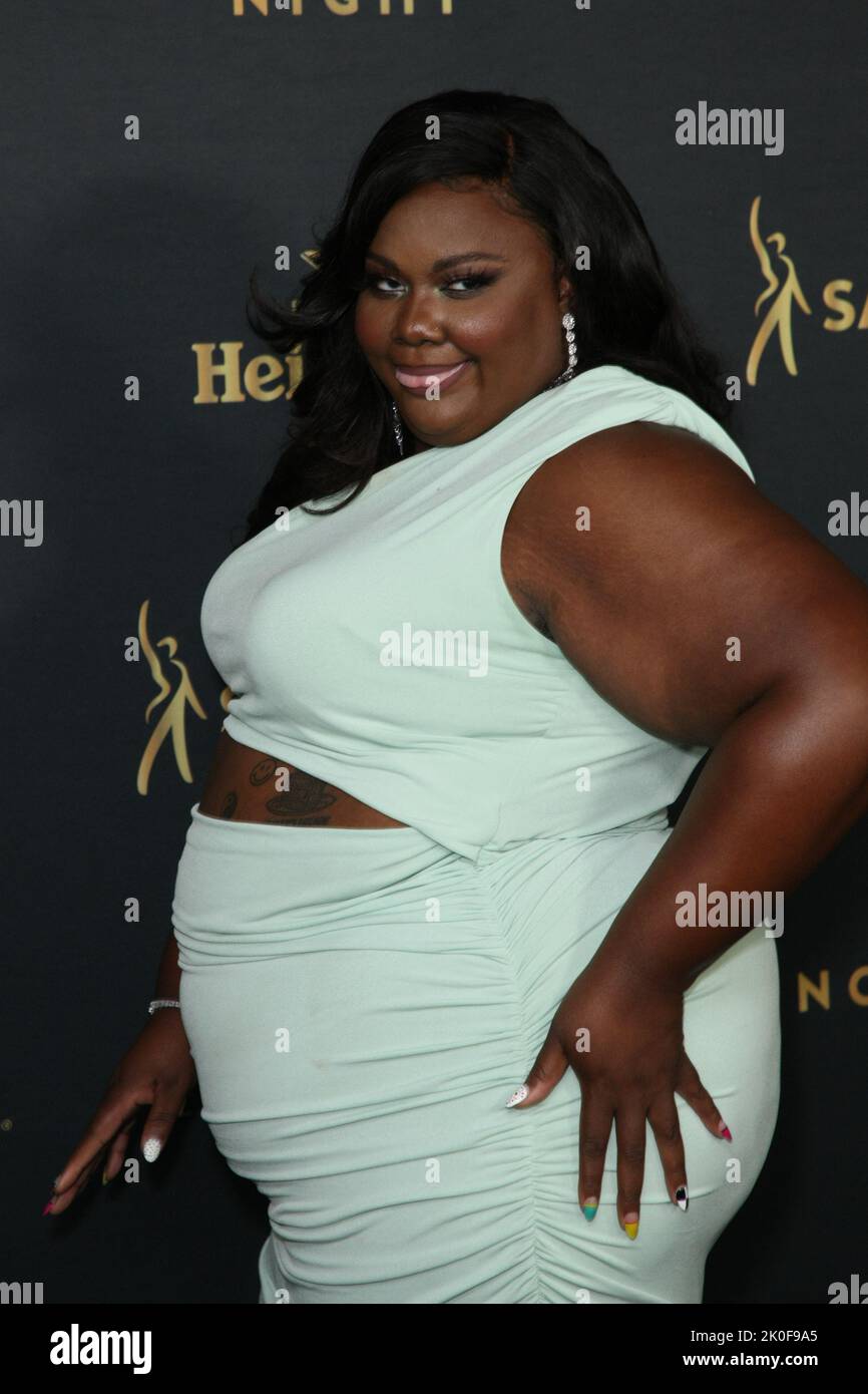 Nicole byer emmy hi-res stock photography and images - Alamy