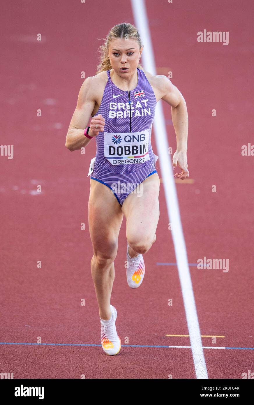 Beth Dobbin of GB&NI competing in the women’s 200m heats at the World ...