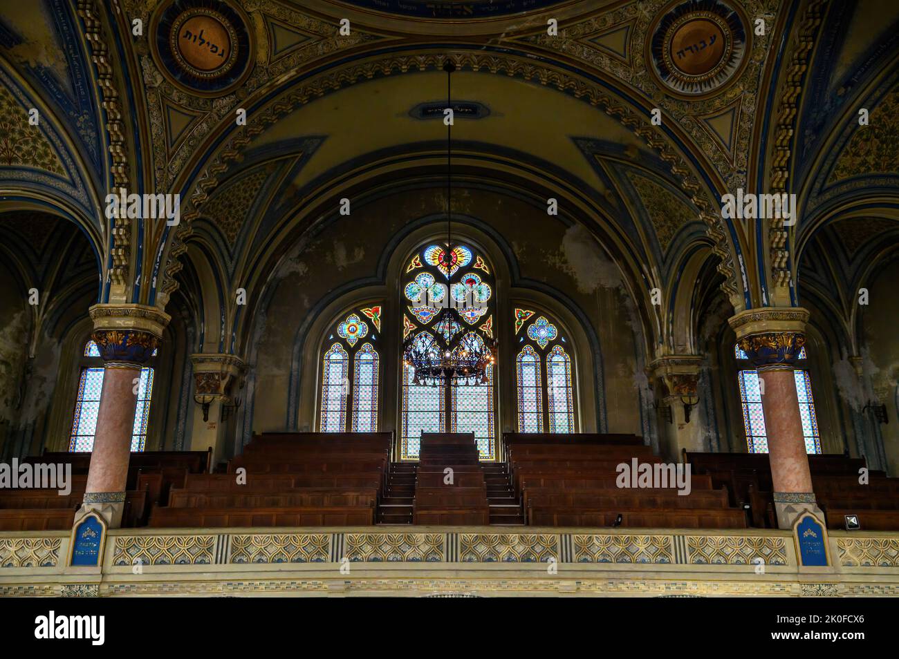 Szeged, Hungary. Interior of Szeged synagogue, designed by Lipot ...