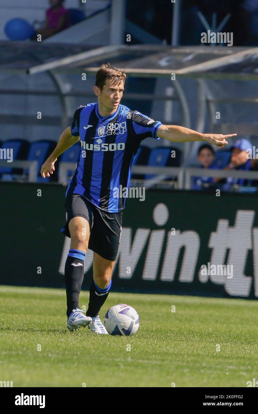 Atalanta's Dutch midfielder Marten de Roon during the Serie A football ...