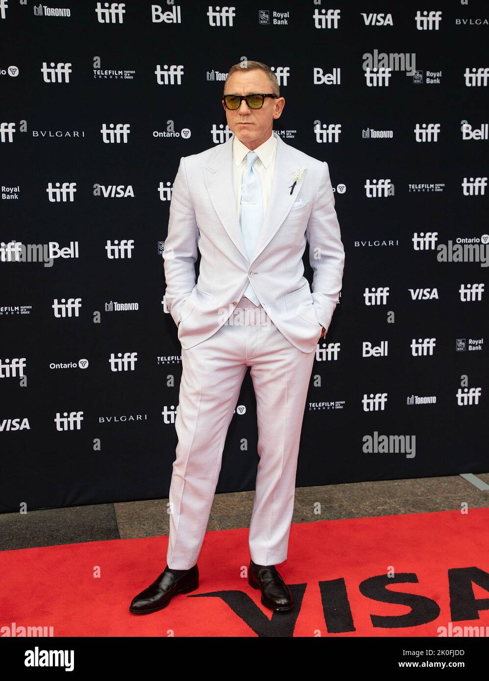 Daniel Craig attends the "Glass Onion: A Knives Out Mystery" Premiere ...