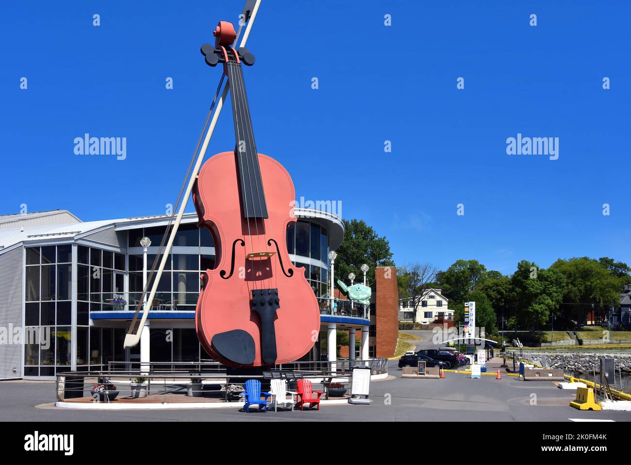 Sydney, Canada - August 6, 2022: The world’s largest fiddle was ...
