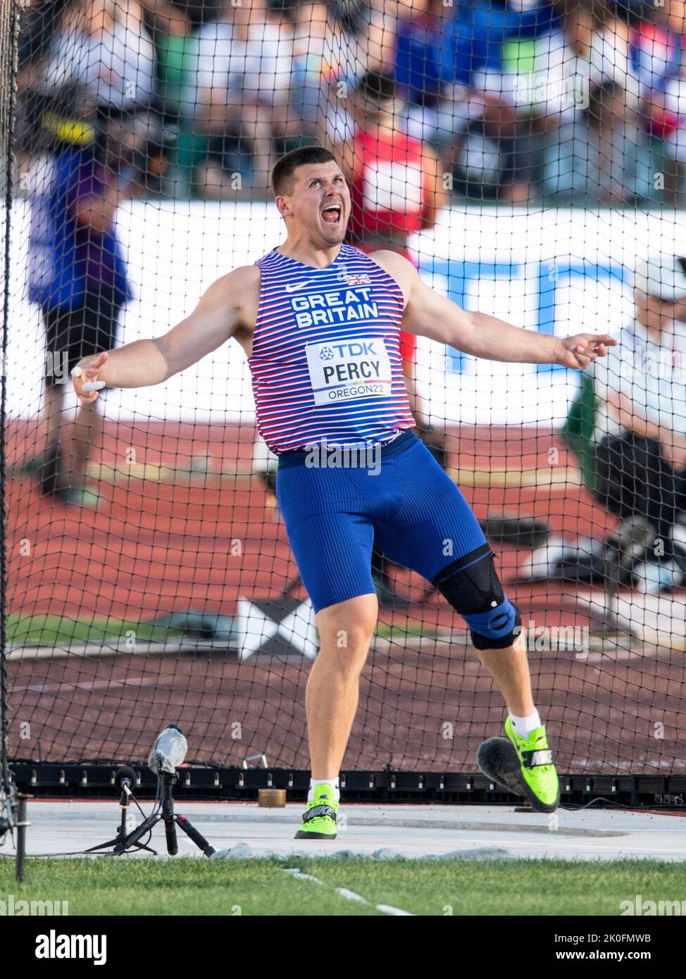 Athletic competing with discus hi-res stock photography and images - Alamy
