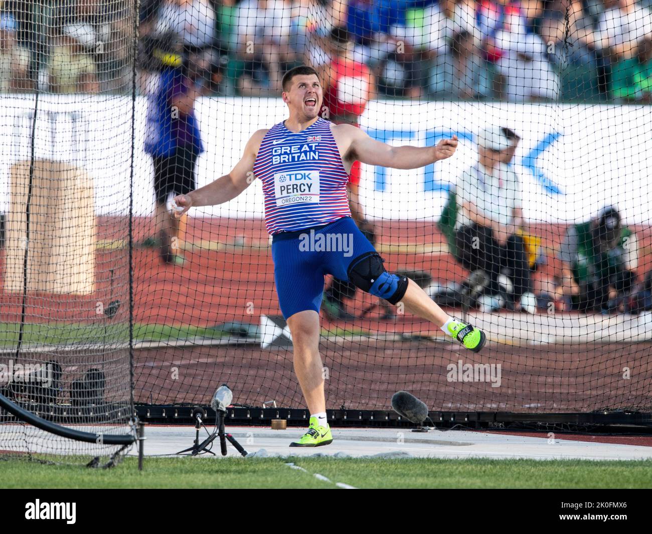 Athletic competing with discus hi-res stock photography and images - Alamy